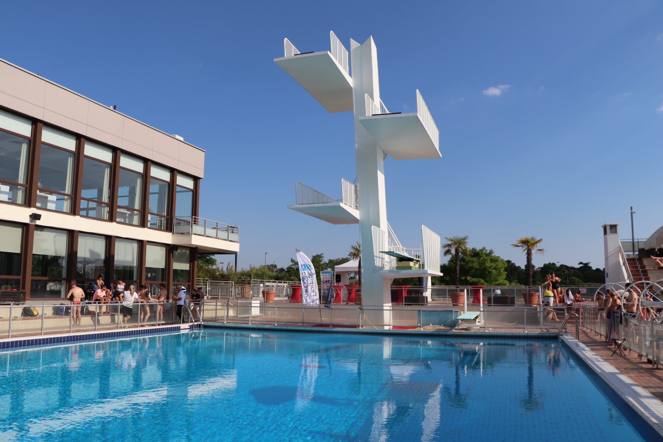 Fosse à plongeon > Inauguration avec l'équipe de France - Ville de ...