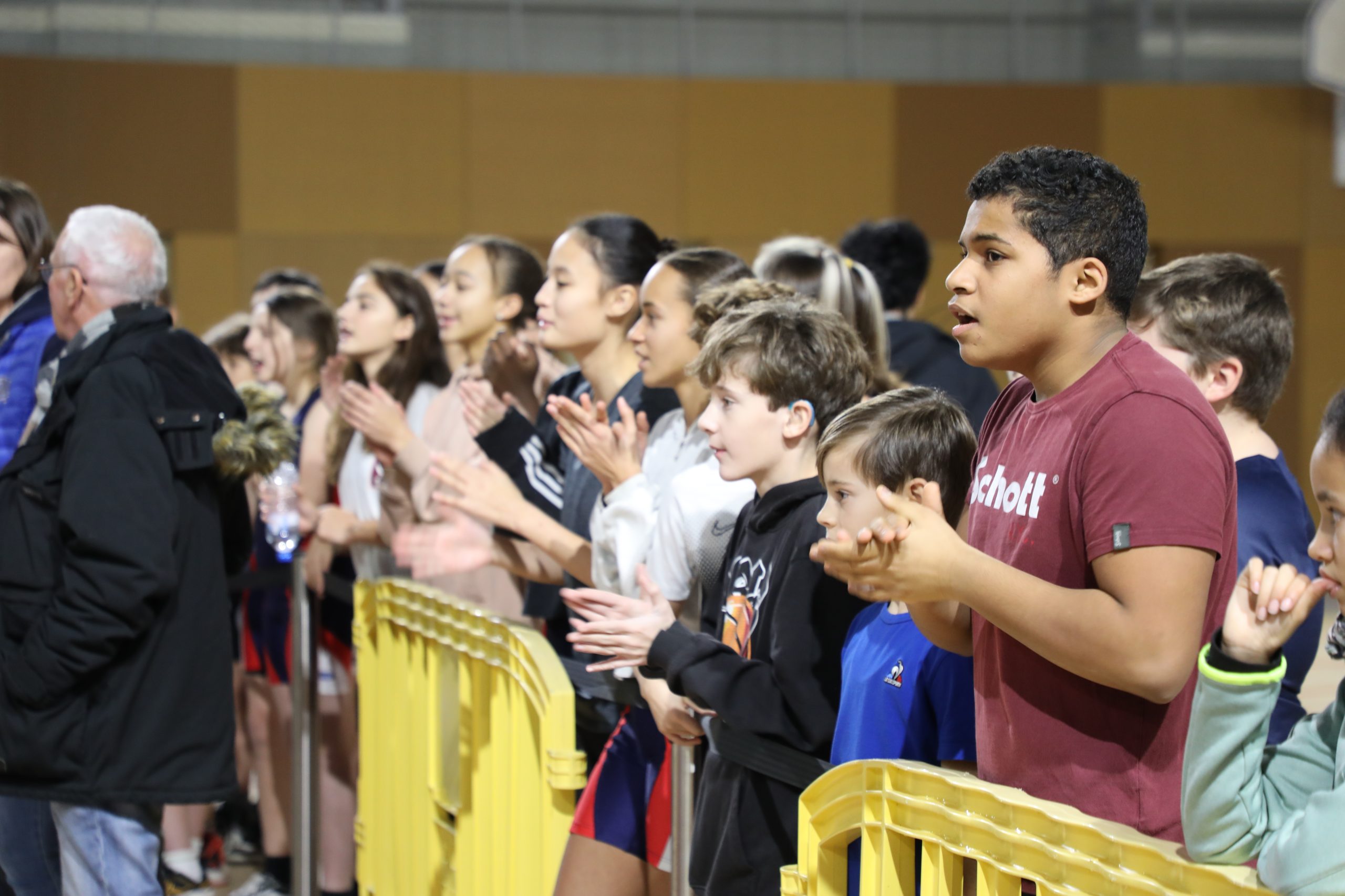 Sport > Compétition académique UNSS d'avrion indoor - Ville de Nogent ...