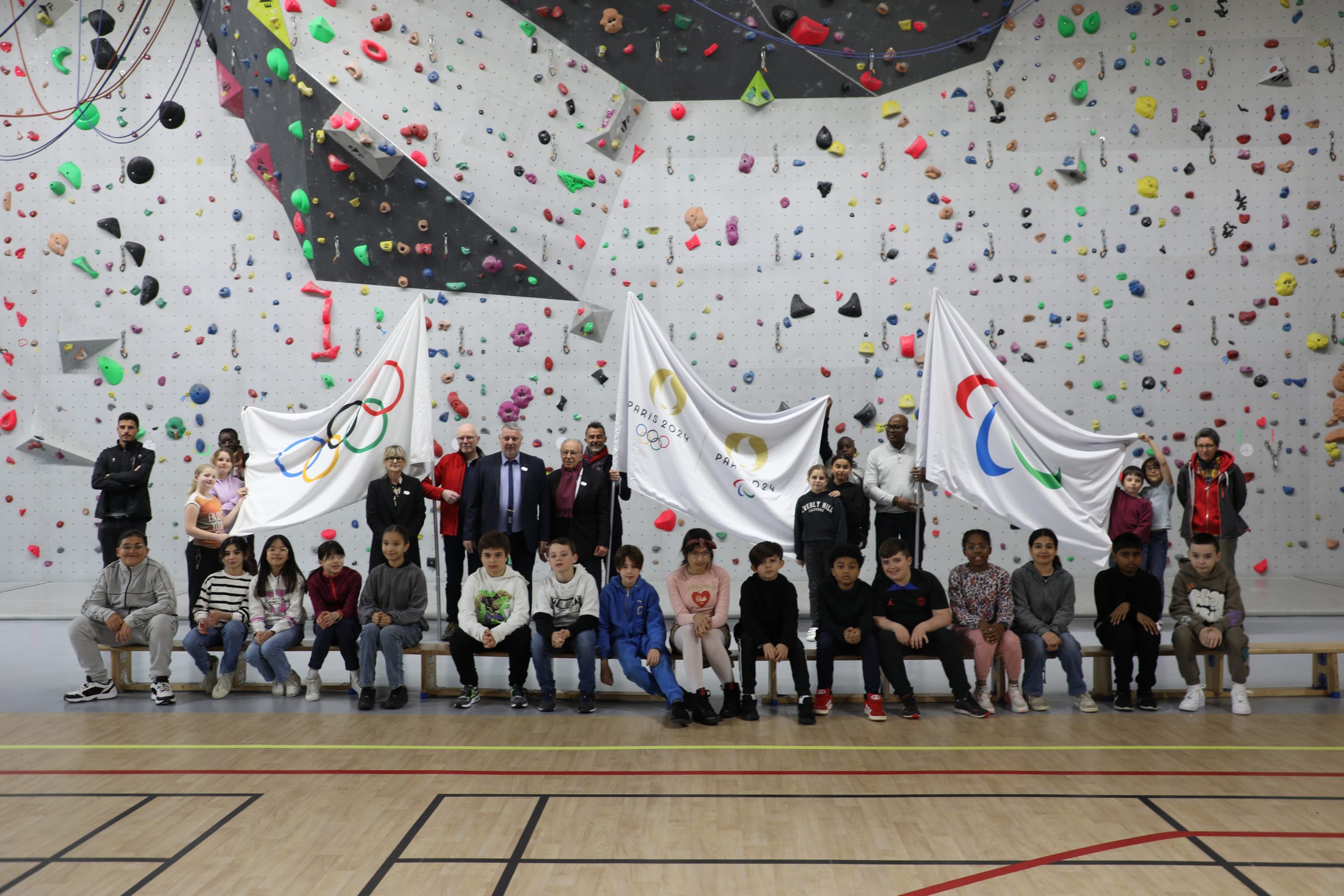 Tournée des drapeaux olympiques à Nogent - Ville de Nogent-sur-Marne